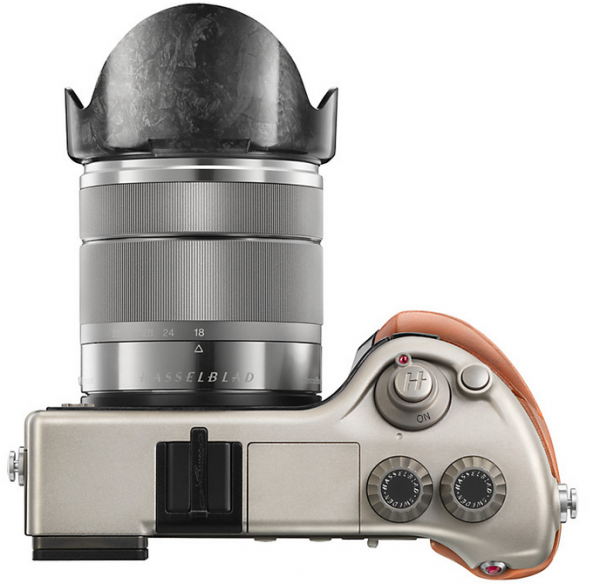 Hasselblad Lunar Compact System Camera | The Coolector