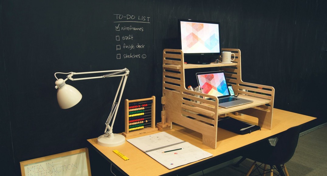 Upstanding Desk | The Coolector