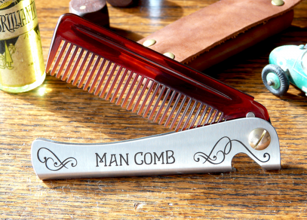 The Man Comb | The Coolector