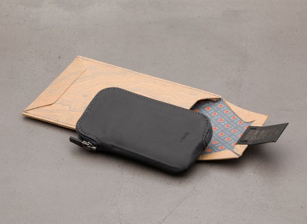 Bellroy Elements Phone Pocket | The Coolector