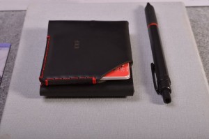 Wingback Card Holders | The Coolector