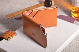 Wingback Card Holders | The Coolector