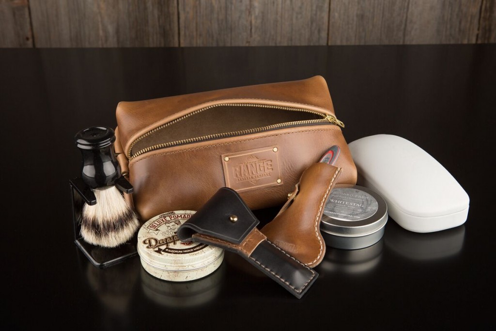Range Leather Travellr Travel Bag & Razor Case | The Coolector