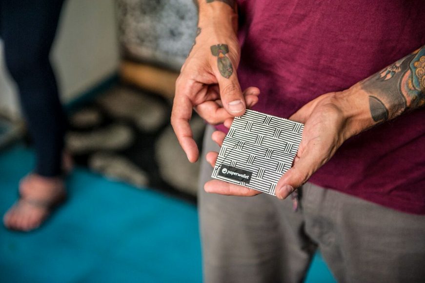 Paperwallets Magic Coin Pouch | The Coolector