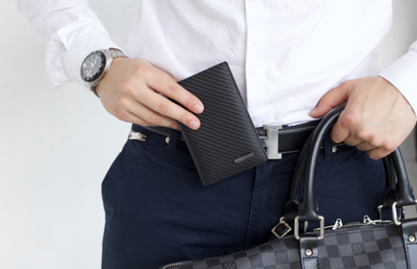 Carbon Wallets | The Coolector