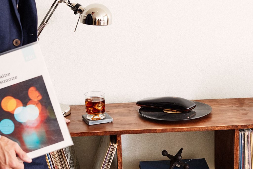 LOVE Intelligent Turntable | The Coolector
