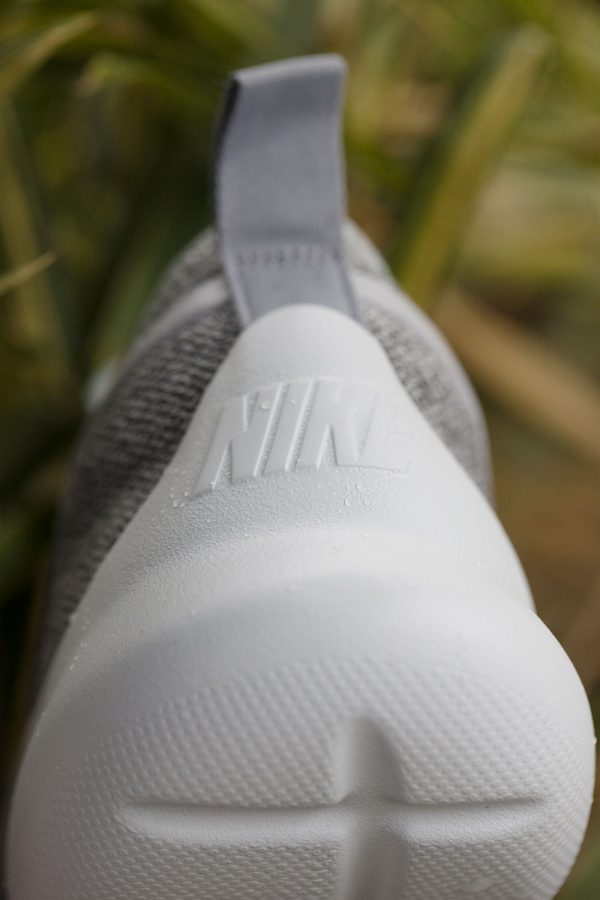 Nike Aptare SE Sneakers | The Coolector