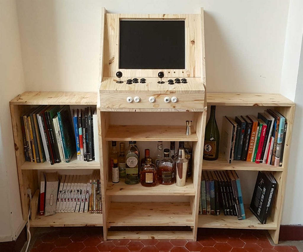 Retrogaming Arcade Cabinet | The Coolector