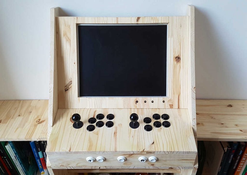 Retrogaming Arcade Cabinet | The Coolector