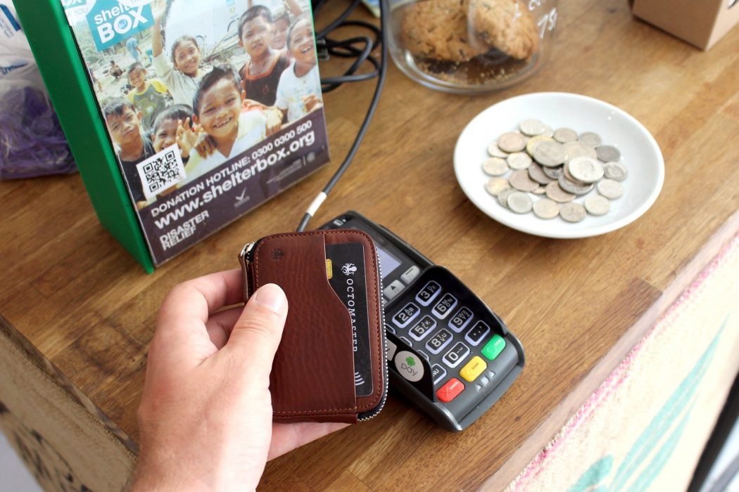 Nodus Compact Coin Wallet | The Coolector