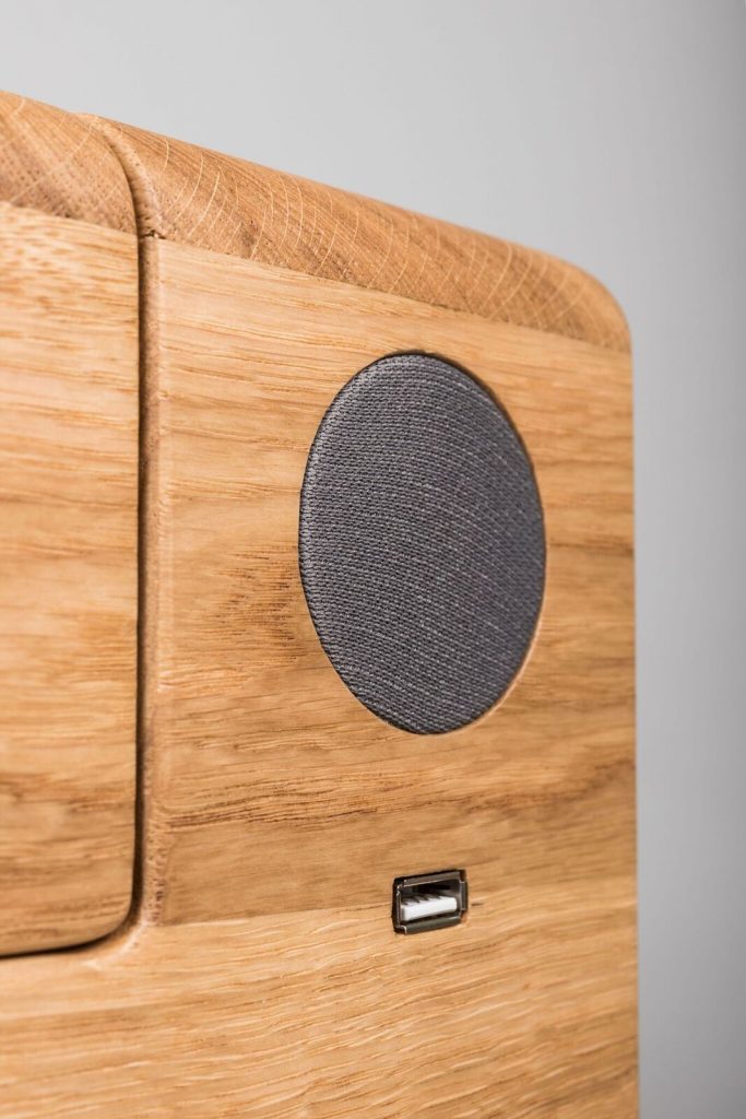 Smartables Multimedia Table | The Coolector