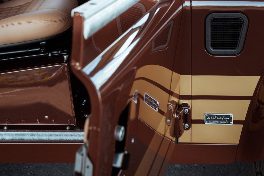 Cool & Vintage Brown Land Rover | The Coolector