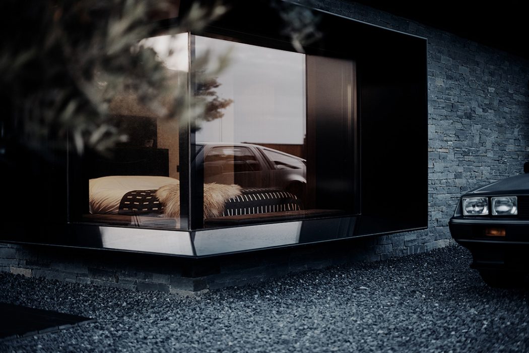 Silver House | The Coolector