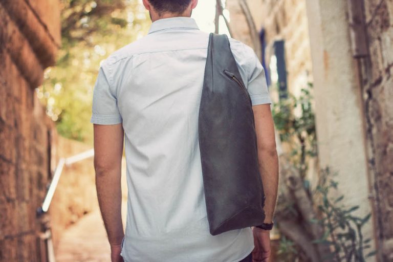 Nisnas Vortex Shadow Leather Bag | The Coolector