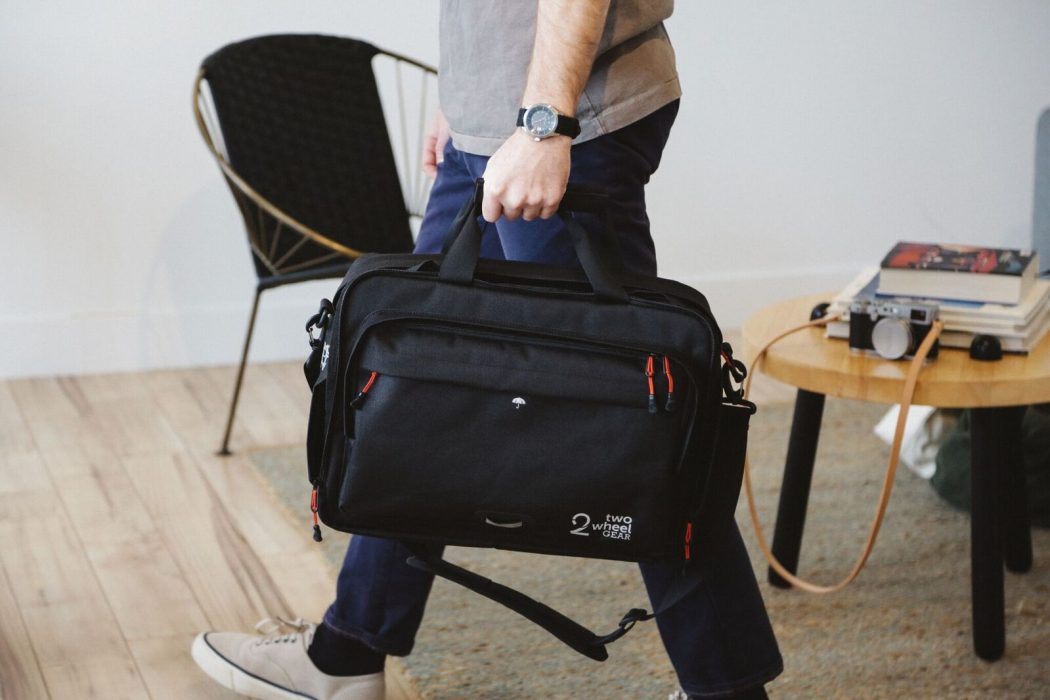 Two Wheel Gear Convertible Bike Briefcase | The Coolector
