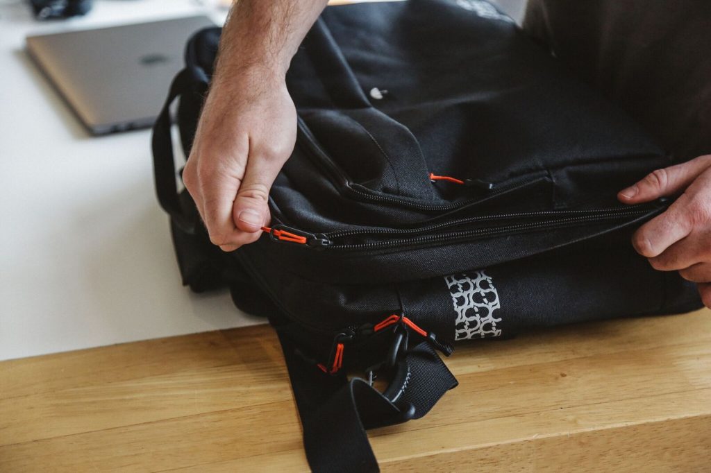 Two Wheel Gear Convertible Bike Briefcase | The Coolector