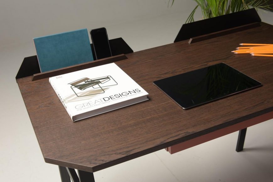 UFO Lift Desk | The Coolector