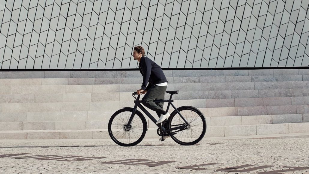 Light Ball | The Coolector