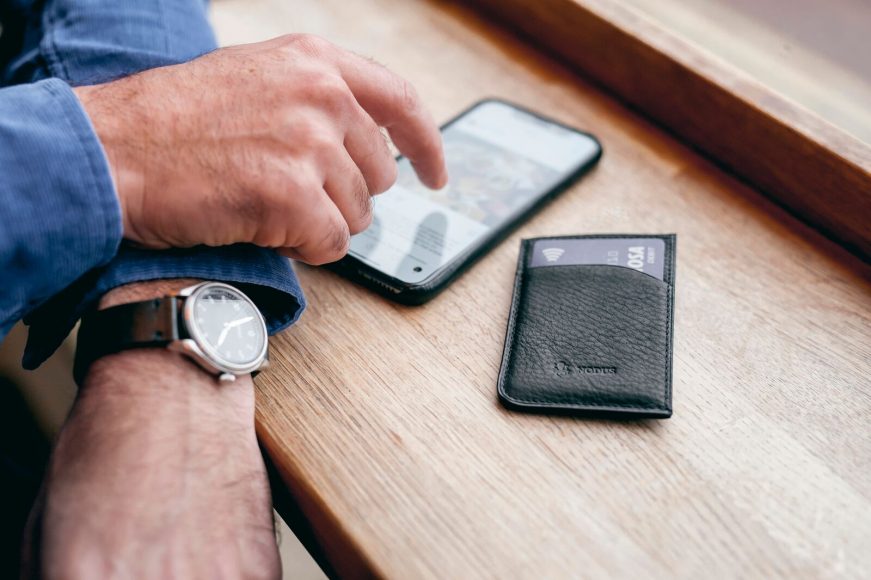 Nodus Compact Card Wallet | The Coolector
