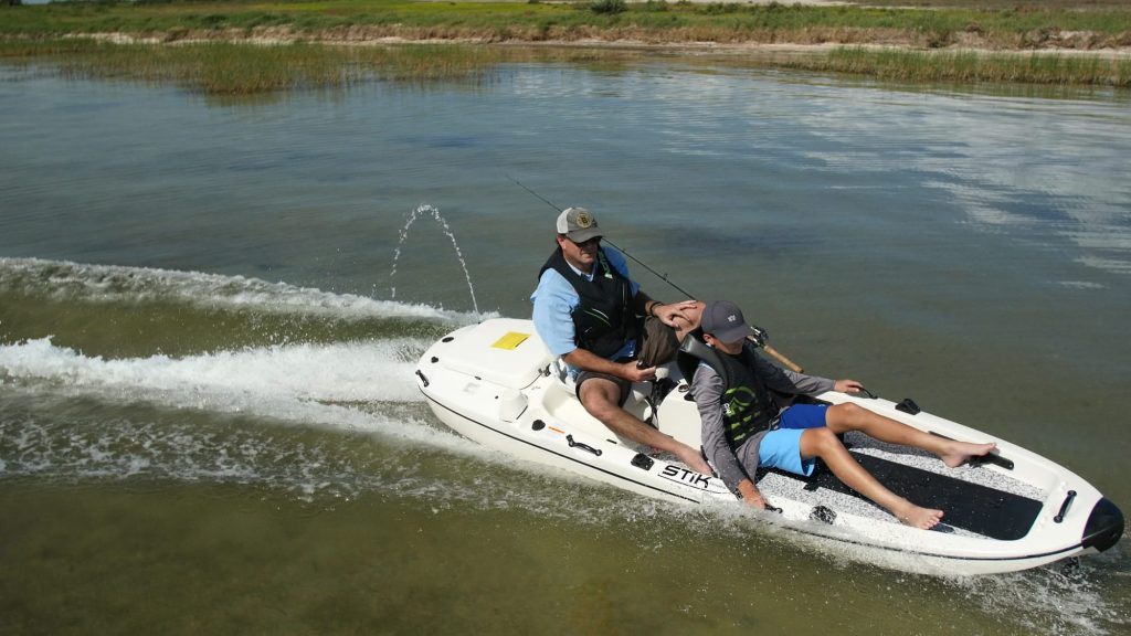 G5 Stik Boat | The Coolector