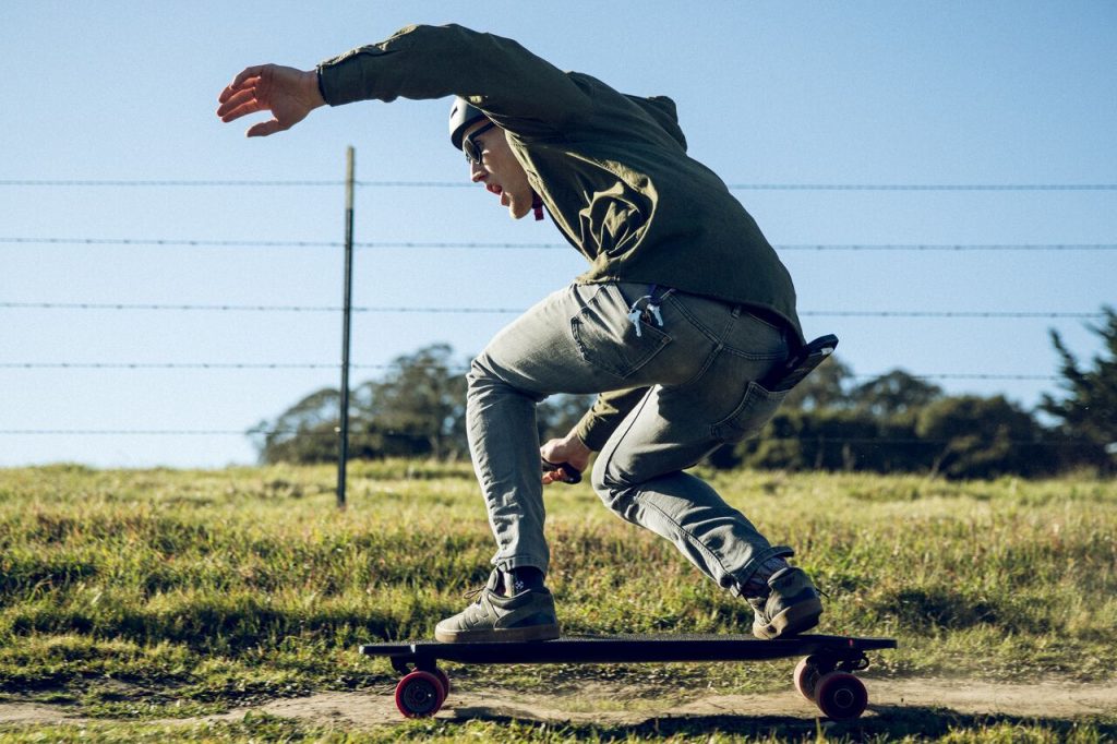 Inboard Technology M1 Electric Skateboard | The Coolector