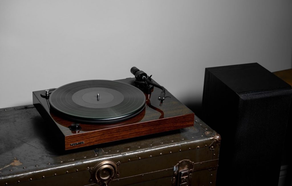 Fluance New Reference High Fidelity Turntables | The Coolector