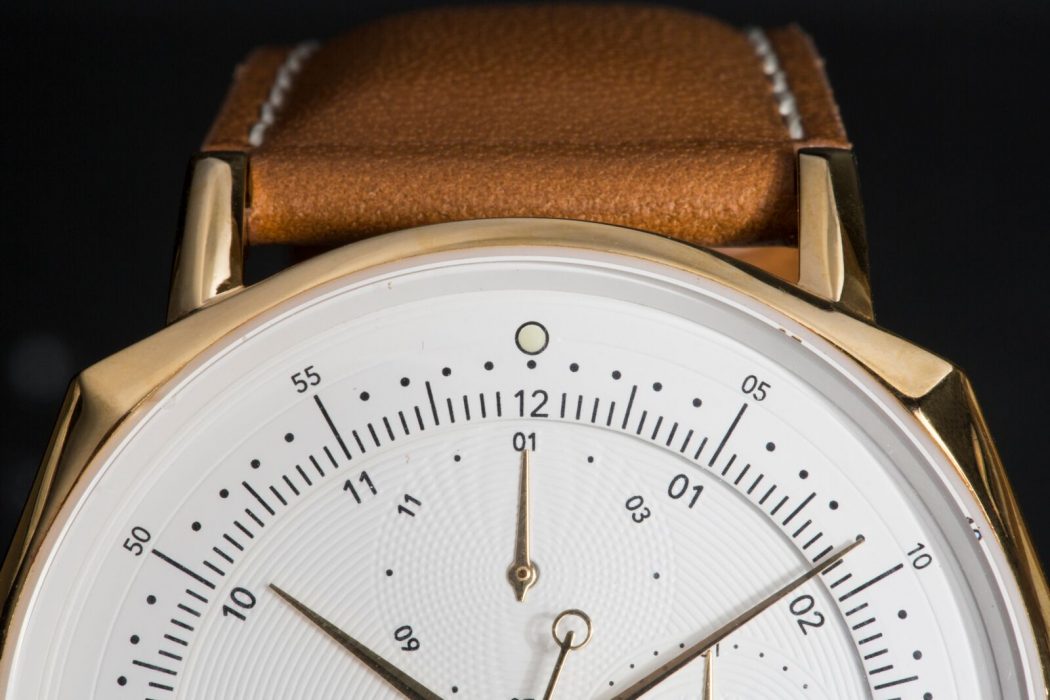 Squarestreet Novem39 Watch | The Coolector