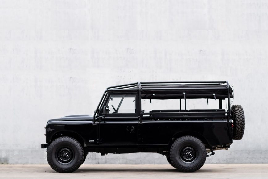 Cool & Vintage 1983 Blacked Out Defender | The Coolector