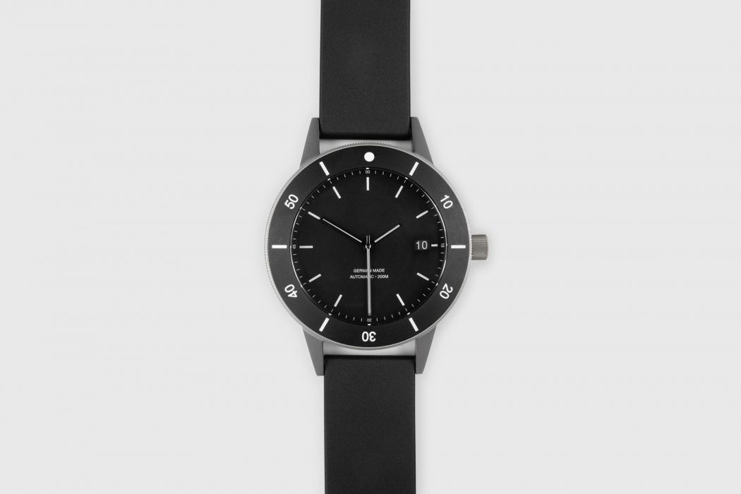 Instrmnt D-Series Swiss Automatic Dive Watch | The Coolector
