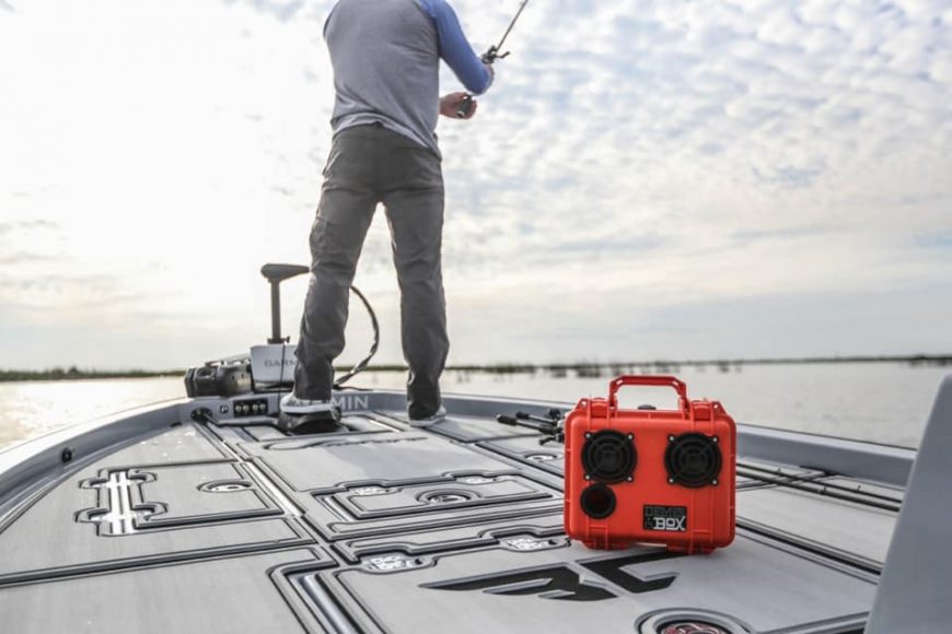 DemerBox Outdoor Bluetooth Speaker | The Coolector