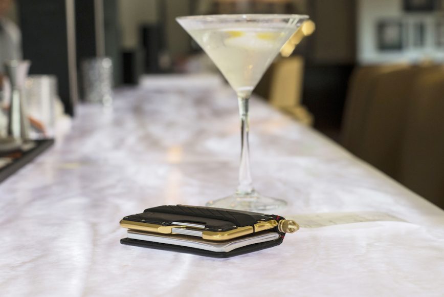 Dango 007 Goldfinger Wallet | The Coolector