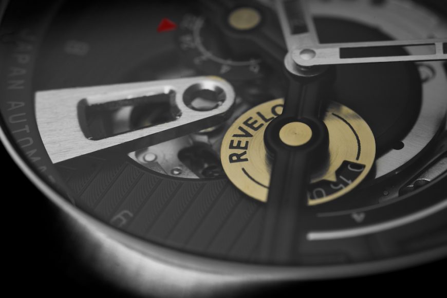 Revelot Retro-Futuristic Automatic Watch | The Coolector