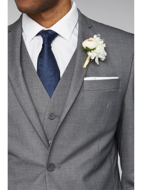 5 of the Best Grey Suits for Spring Weddings | The Coolector