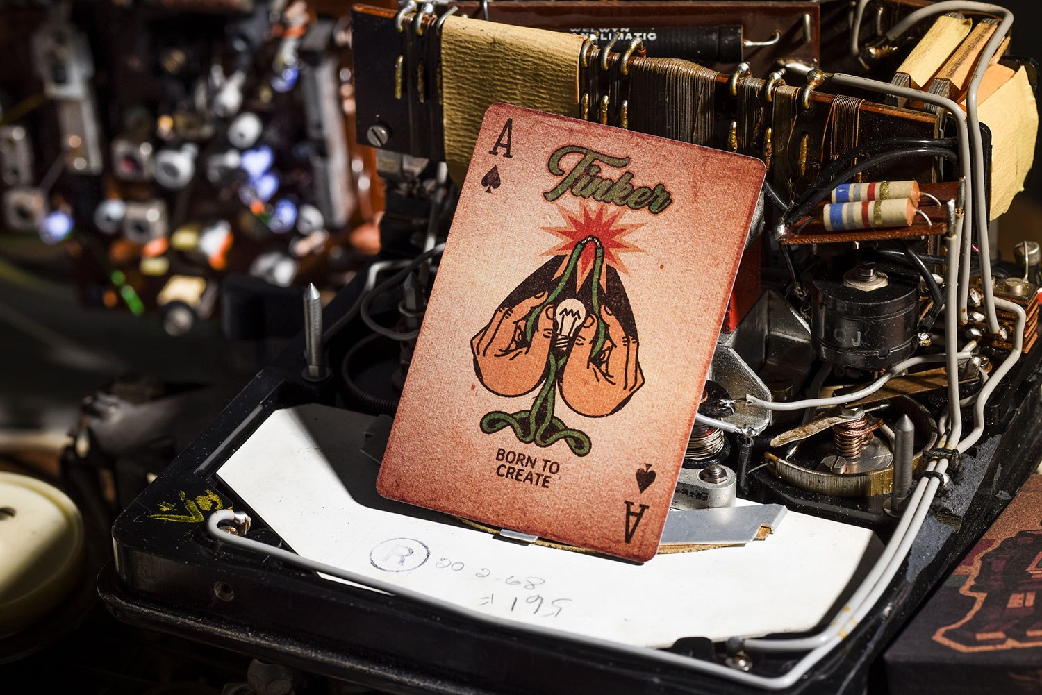 Ellusionist Tinker Playing Cards | The Coolector