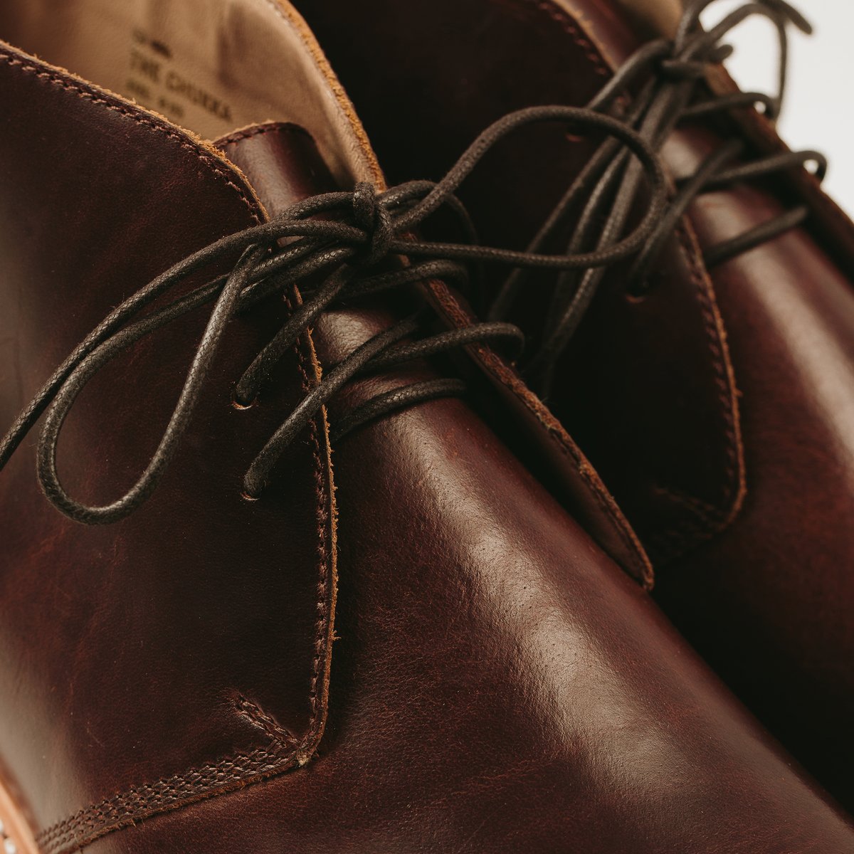 Taylor Stitch Chukka Boots in Whiskey Eagle | The Coolector