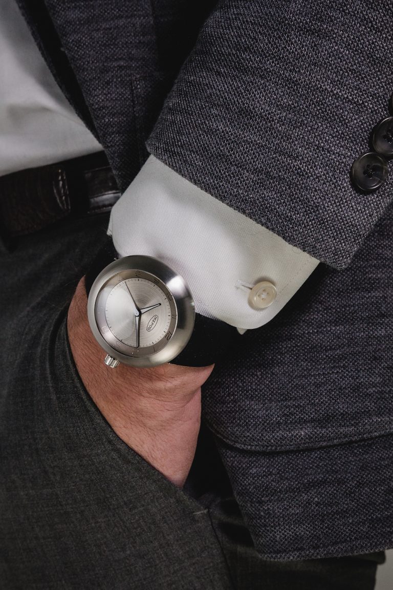 Ikepod Megapod Automatic Watch | The Coolector