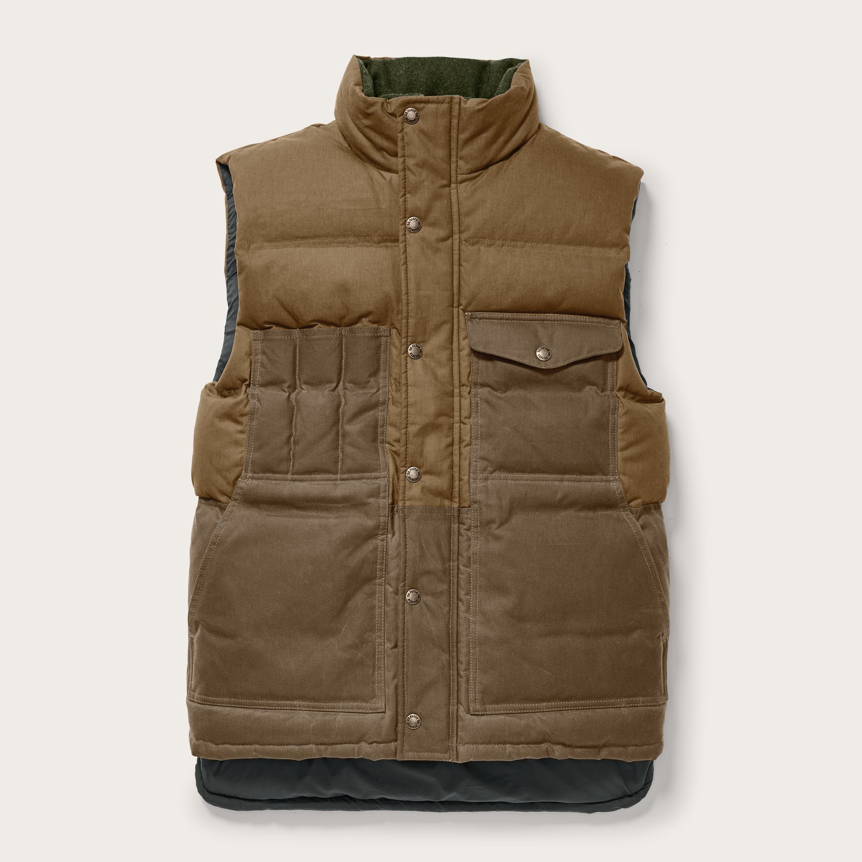 6 of the Best Filson Outerwear Essentials for Summer | The Coolector