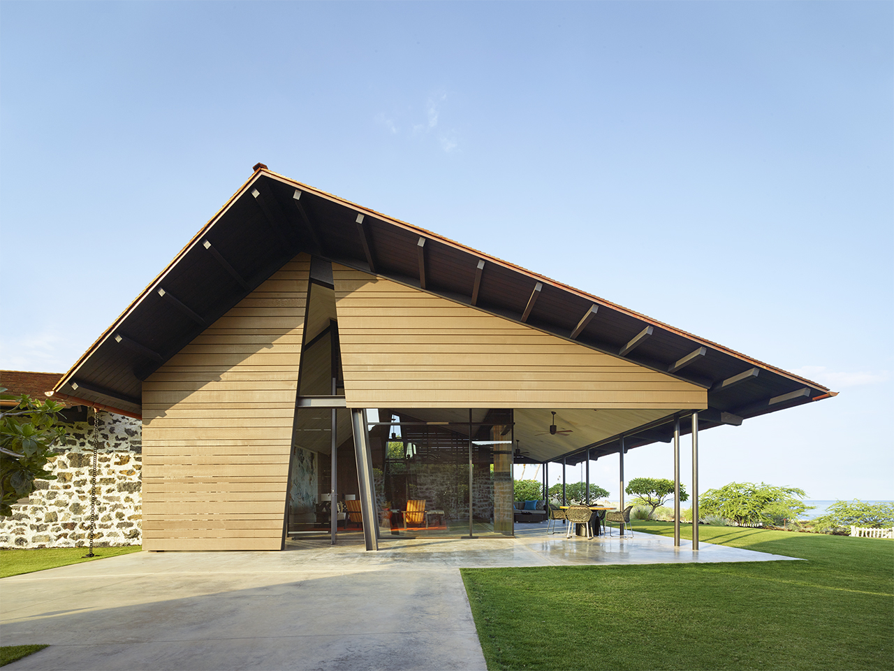 Makani Eka House | The Coolector