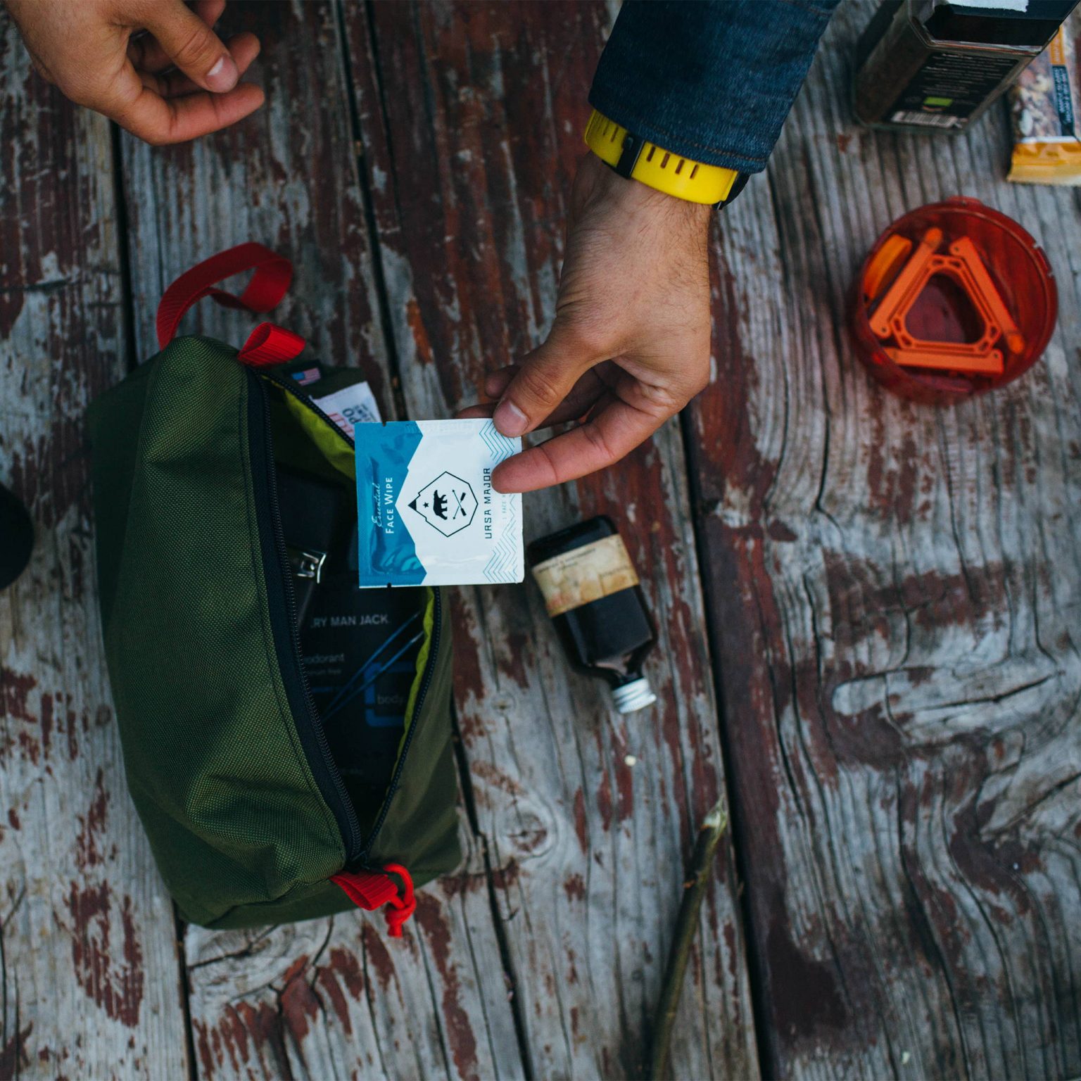 6 of the Best Dopp Kits for Men | The Coolector