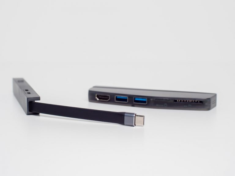 HybridDrive - Expandable Storage Hub with Fast SSD | The Coolector