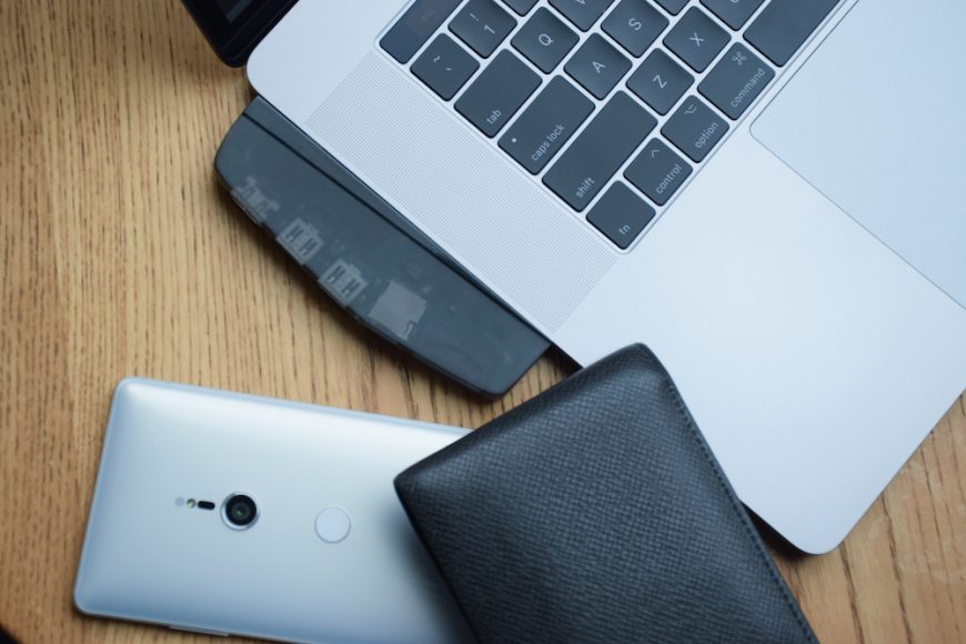 HybridDrive - Expandable Storage Hub with Fast SSD | The Coolector