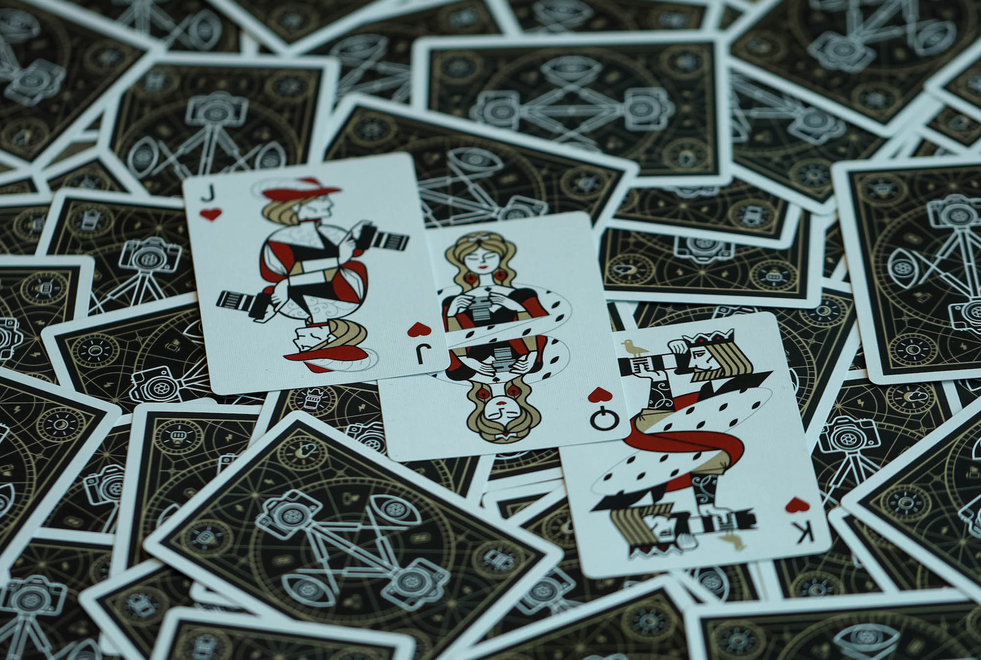 Photography Deck: Camera Cheat Sheet Playing Cards | The Coolector