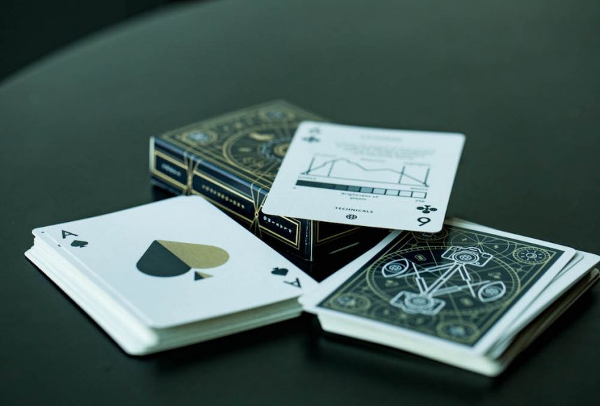 Photography Deck: Camera Cheat Sheet Playing Cards | The Coolector