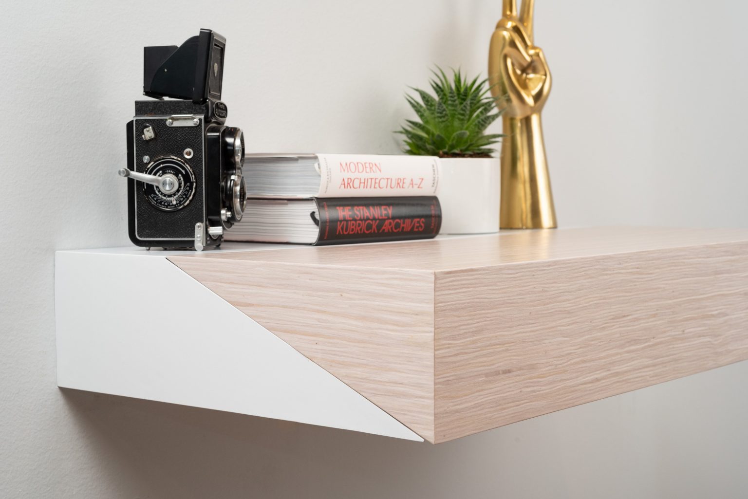 Orange 22 Modern Hideaway Wall Shelf and Desk | The Coolector