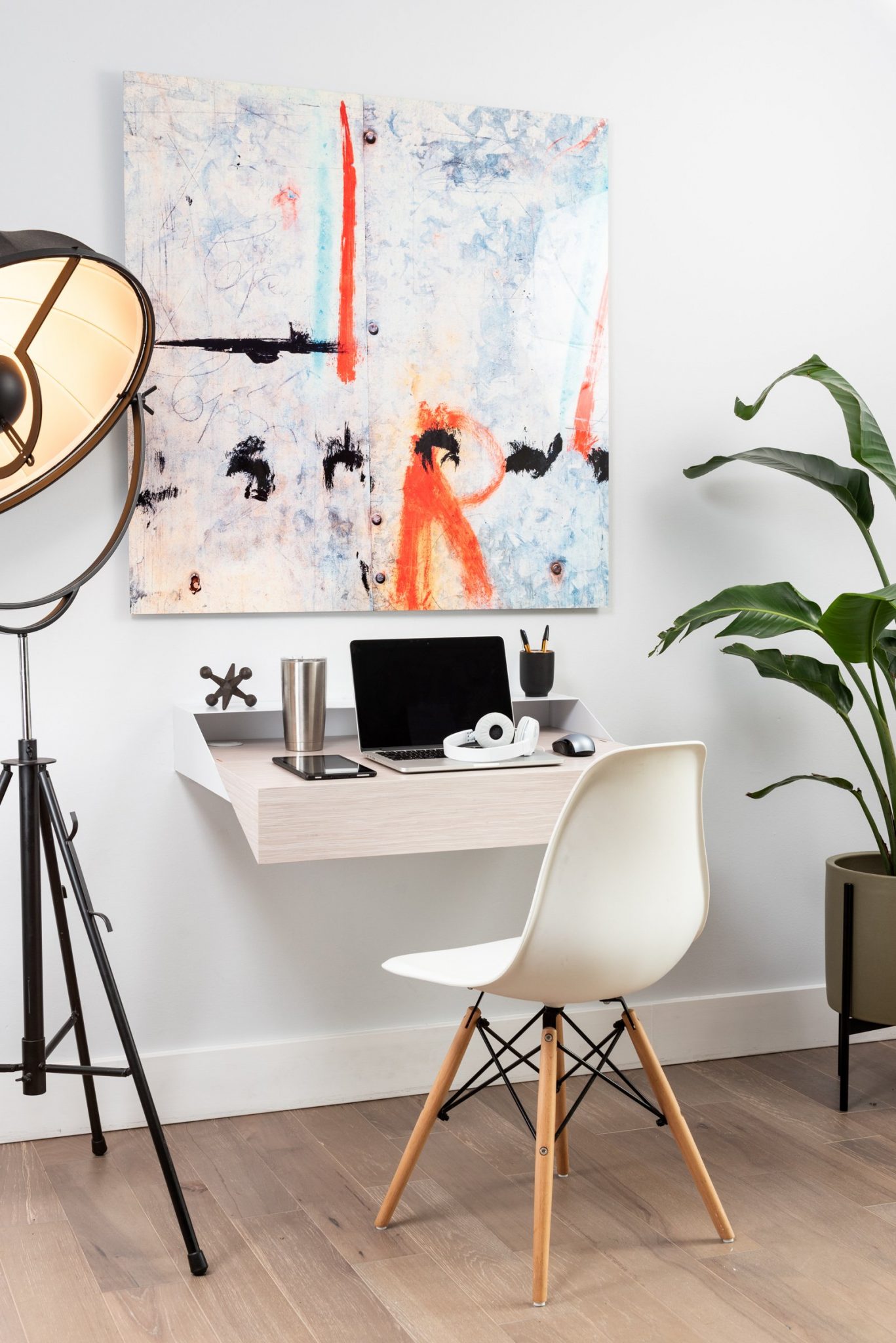 Orange 22 Modern Hideaway Wall Shelf and Desk | The Coolector