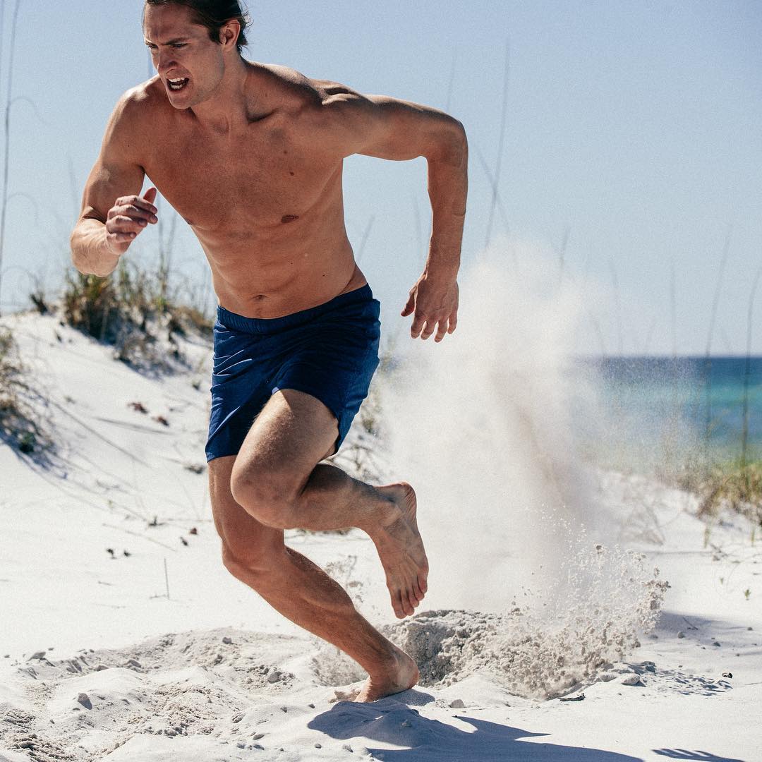 5 Summer Adventure Essentials from Rhone | The Coolector