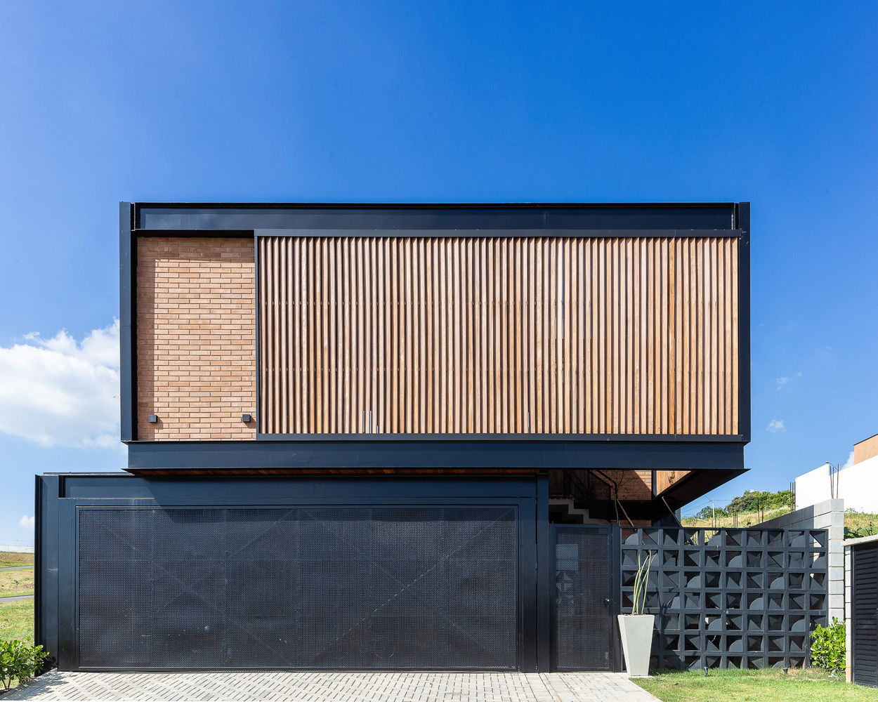 Torto House | The Coolector