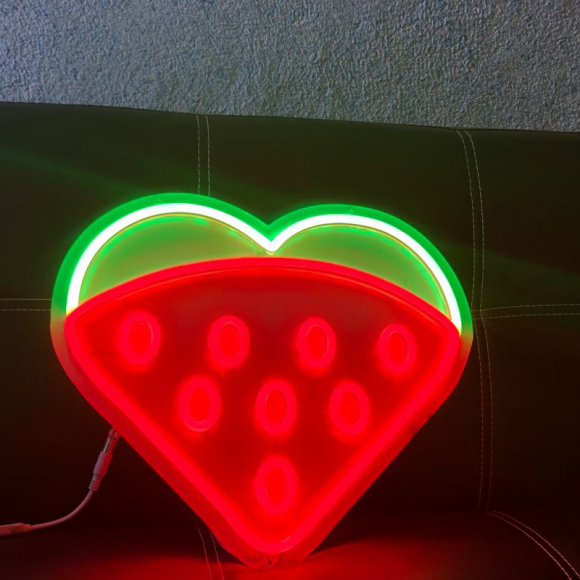 Neon Mama Signs | The Coolector