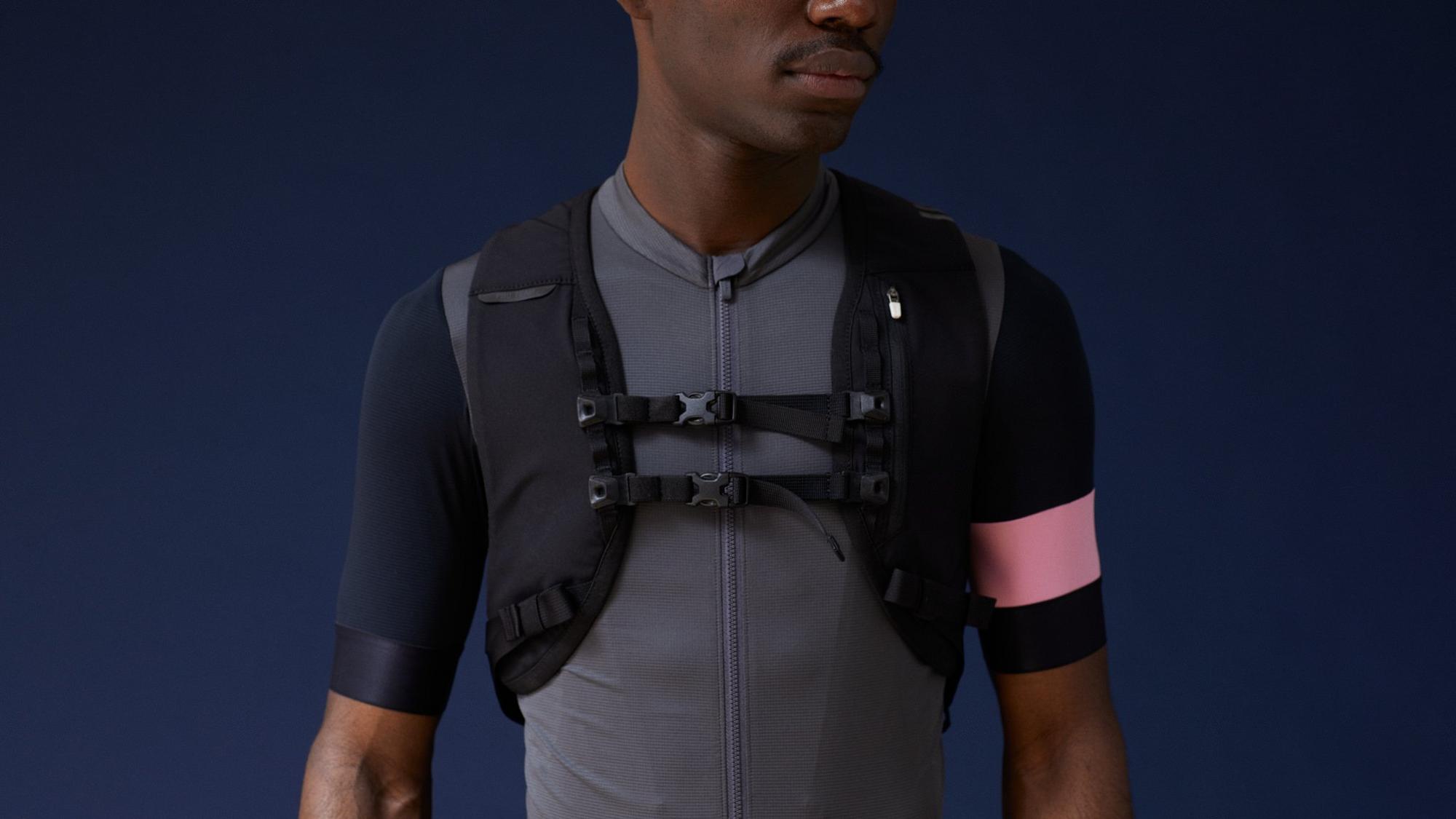 Rapha Pro Team Lightweight Backpack | The Coolector