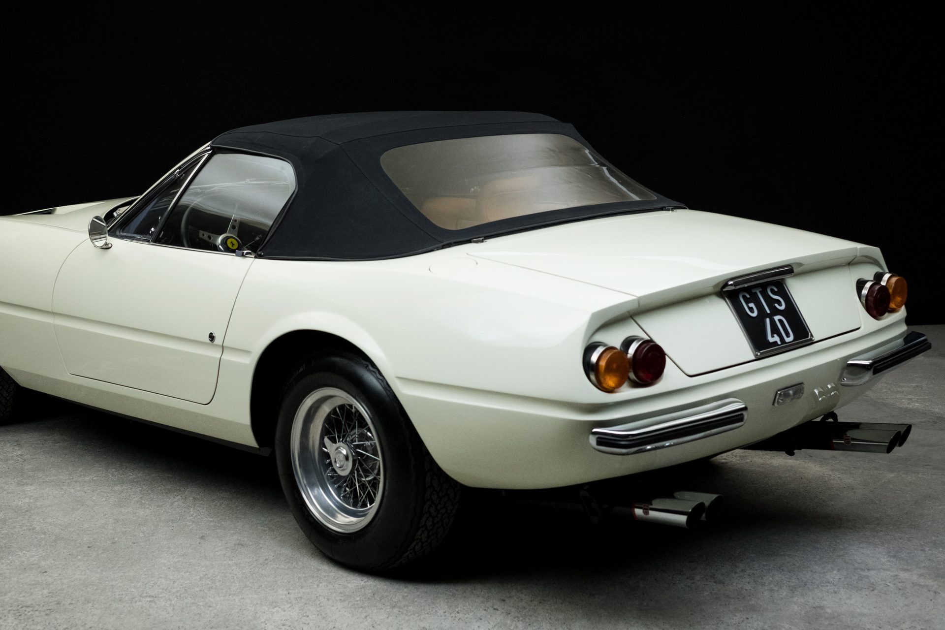 1971 Ferrari 365 GTS/4 Daytona Spider | The Coolector